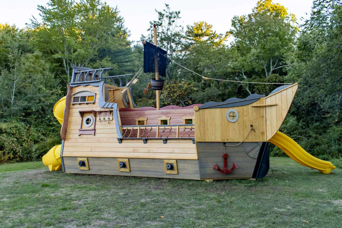 Model 2500 Commercial Pirate Ship | Amish Direct Playsets